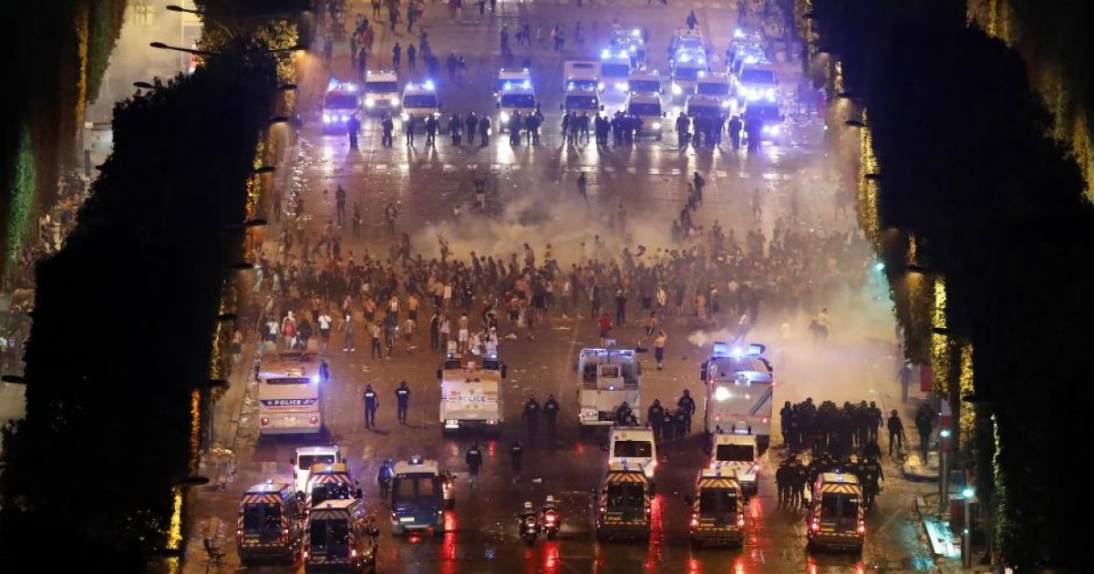 "Night of St. Bartholomew" in the center of Paris (PHOTO) - Famagusta News