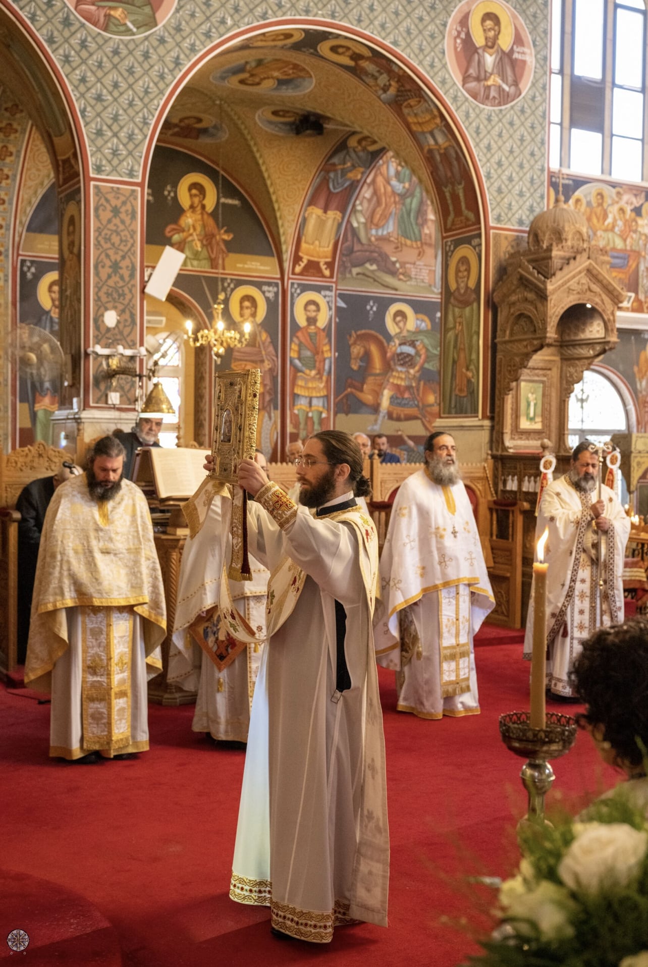 Χειροτονήθηκε Πρεσβύτερος ο επί εννέα χρόνια διάκονος του Μητροπολίτη ...