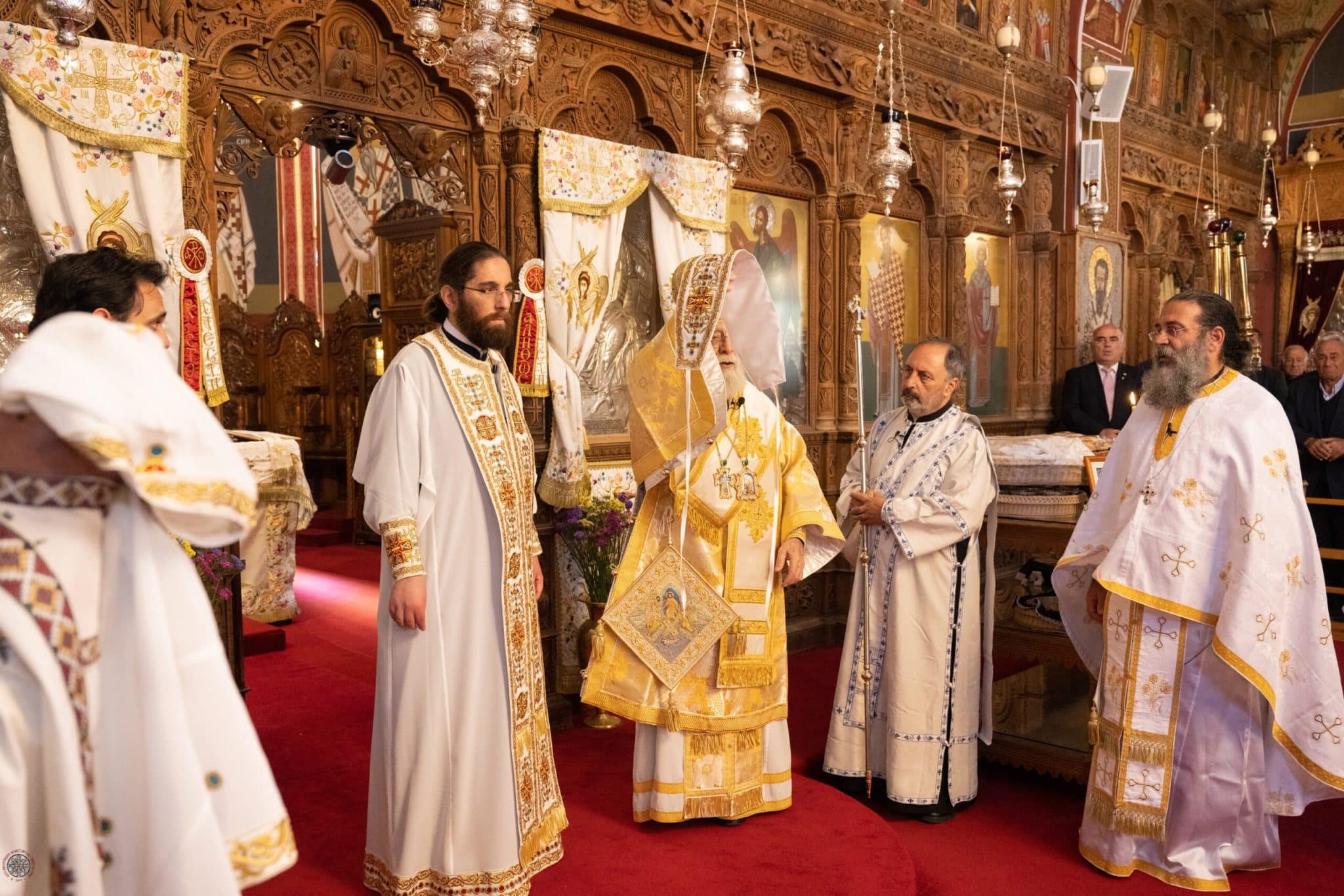 Χειροτονήθηκε Πρεσβύτερος ο επί εννέα χρόνια διάκονος του Μητροπολίτη ...
